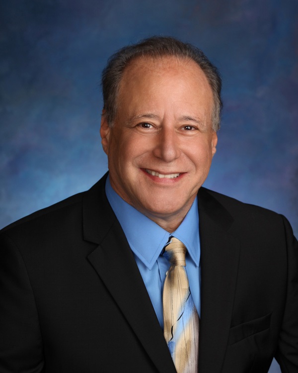 Sen. Ruderman Named ‘Small Business Person of the Year’ : Big Island Now