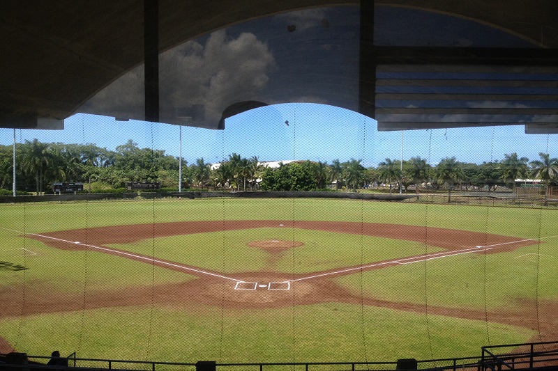 Waiakea Holds Off Hilo to Earn State Baseball Berth : Big Island Now