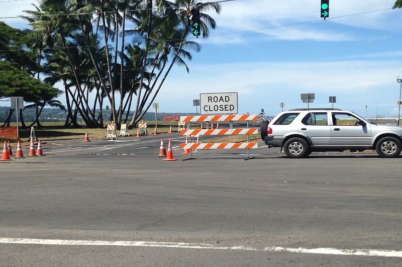 TRAFFIC ALERT: High Surf Closes Bayfront Highway : Big Island Now