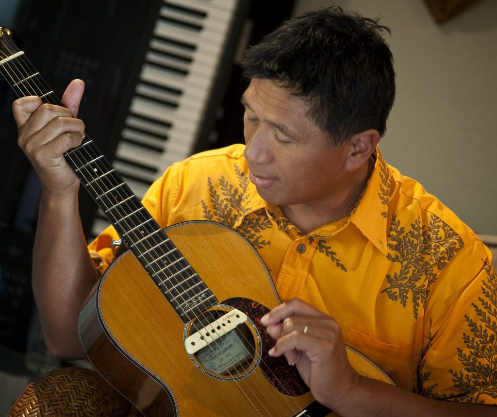 Kenneth Makuakane : Big Island Now