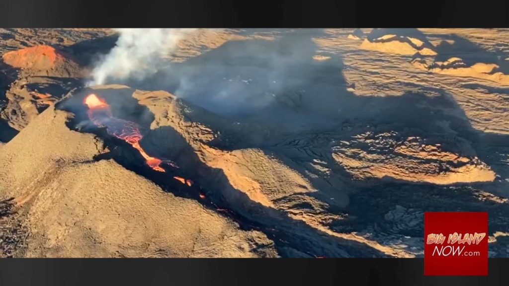 Mauna Loa Eruption Day 13: Lava pond replaces fountains at fissure 3 ...
