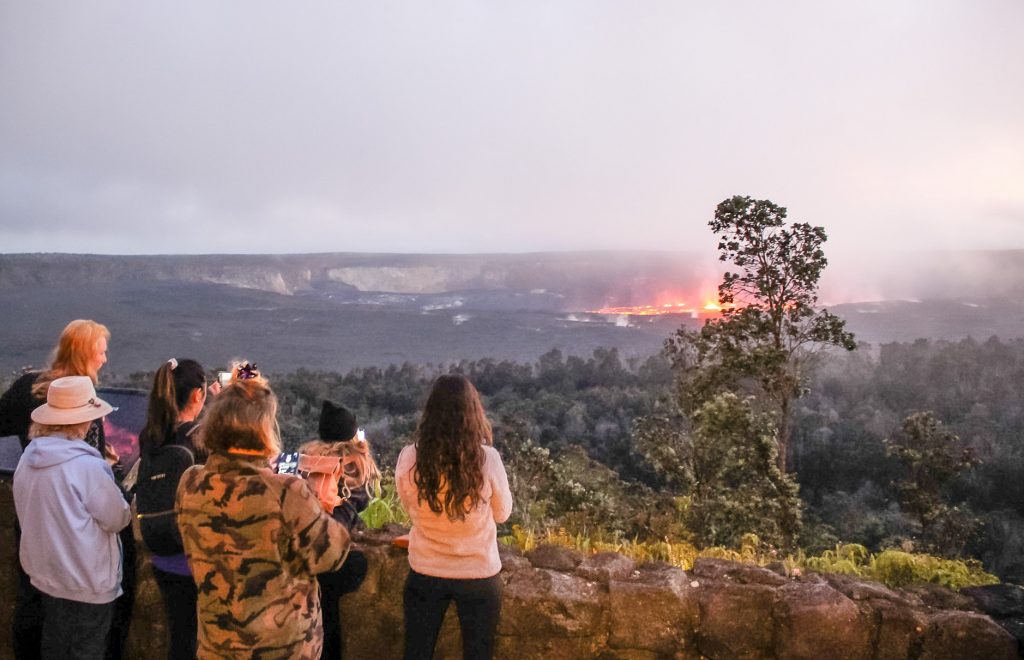 Video and slideshow: Kīlaueaʻs spectacular lava show from June 7 eruption on Hawaiʻi Island ...