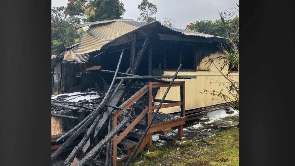 Hilo home destroyed in early morning structure fire : Big Island Now