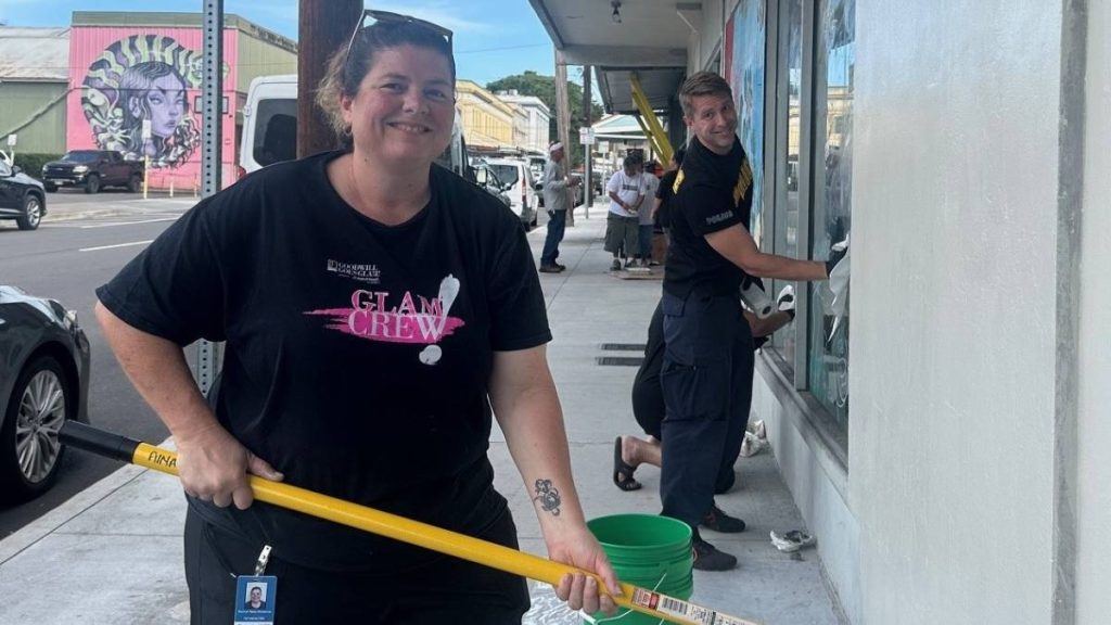 Teaming up for the ‘āina: Police, Goodwill renew longstanding ...